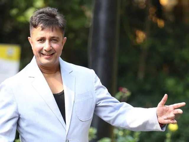 popular celebrities sukhwinder singh | Tring India