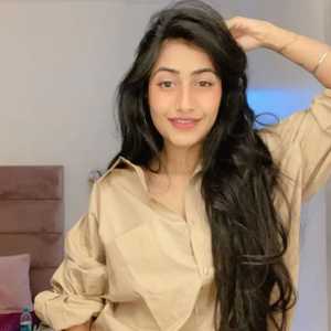 Dhanashree Verma Biography Instagram Awards Net Worth Husband