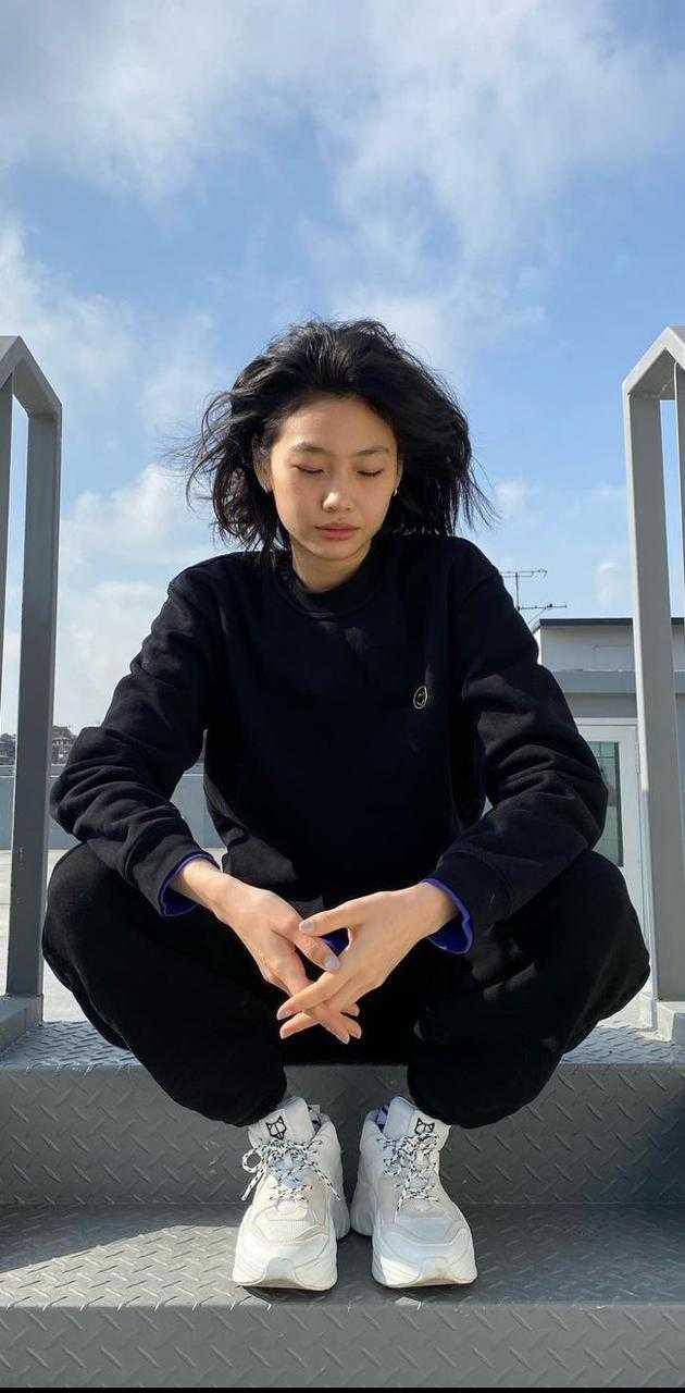 HoYeon Jung Biography, Age, Net worth, Facts