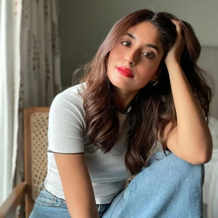 Kritika Kamra | Movies, Age, Biography, Net Worth