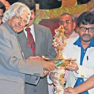 Vivek (actor) Biography Movies Awards Net Worth Son