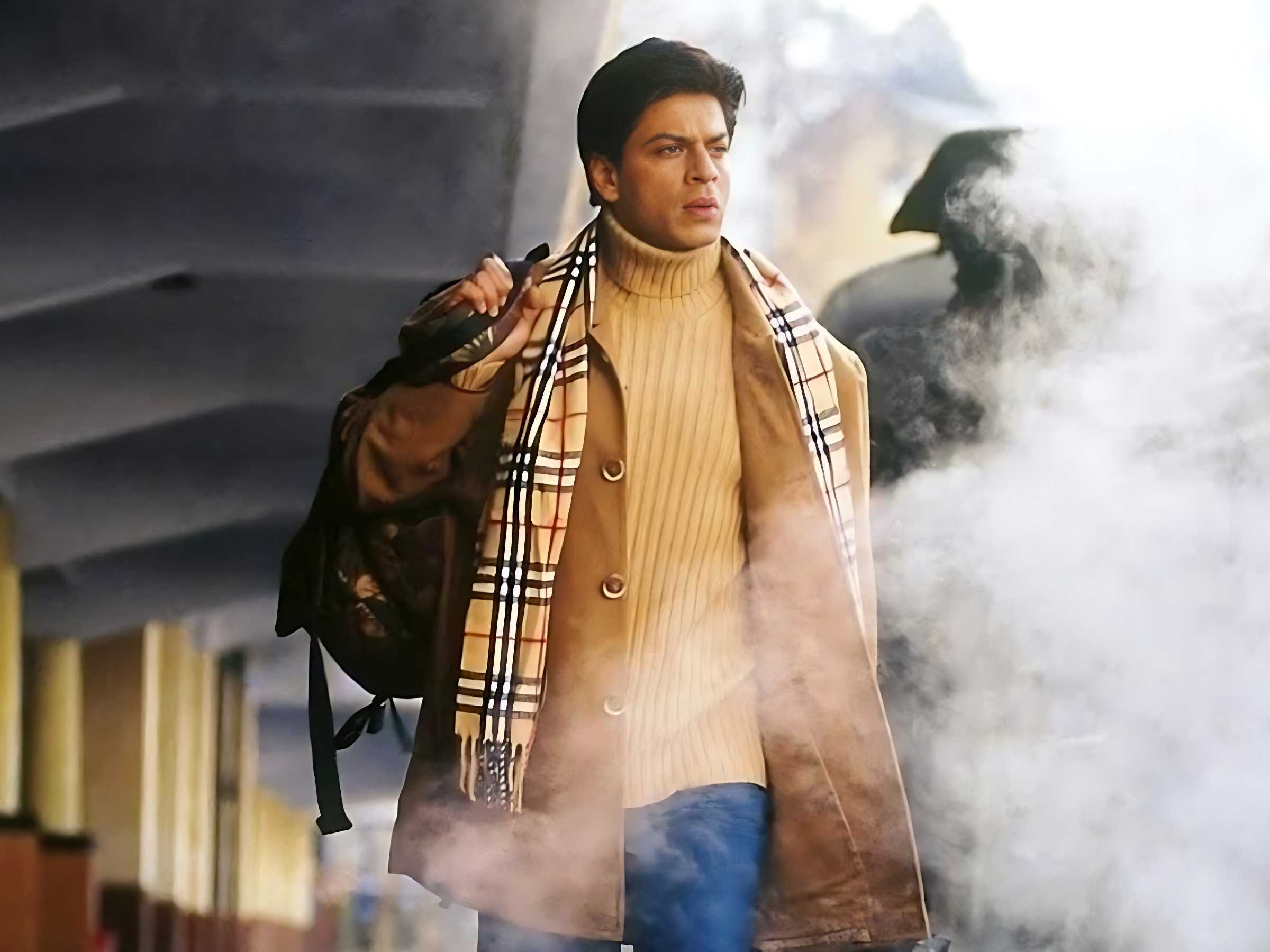 Main Hoon Na 2004: Plot, Songs, Cast, Reviews, Trailer and More