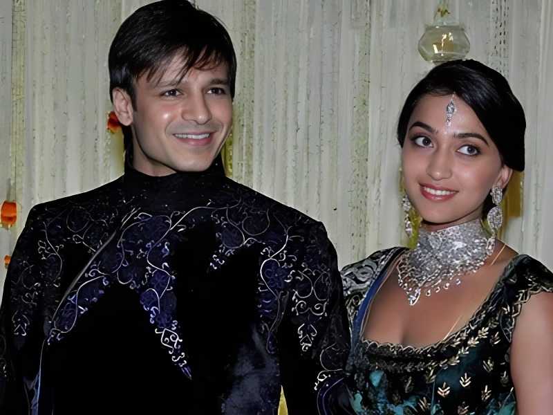 The 21 Most Famous Bollywood Weddings - Celebrity Love on Display