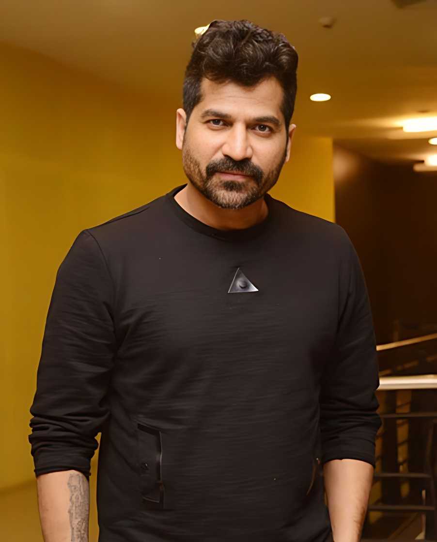 Baba Yadav Director Choreographer Birthday Age Debut Instagram