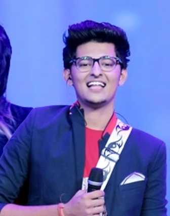 Darshan Raval - Best Songs, Age, Family, Career.