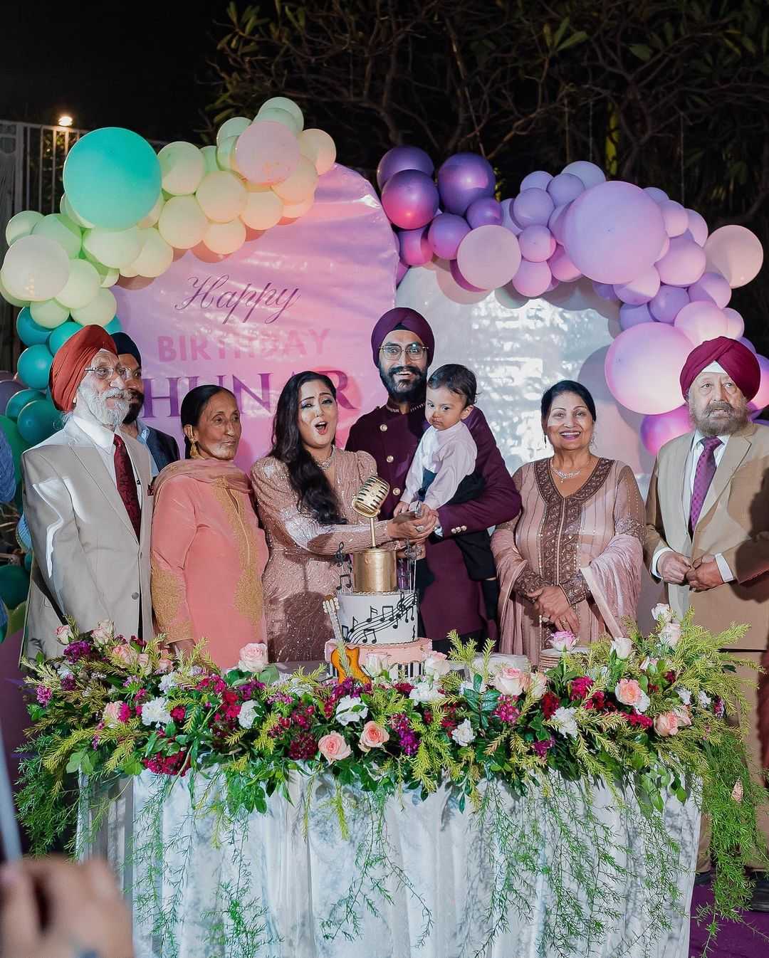 Harshdeep Kaur - Best Songs, Career, Age, Birthday, Net Worth