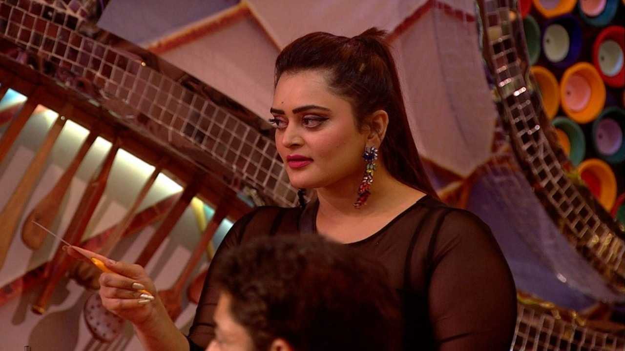 Bebika Dhurve - Biography, Height, Movie, Age, Career