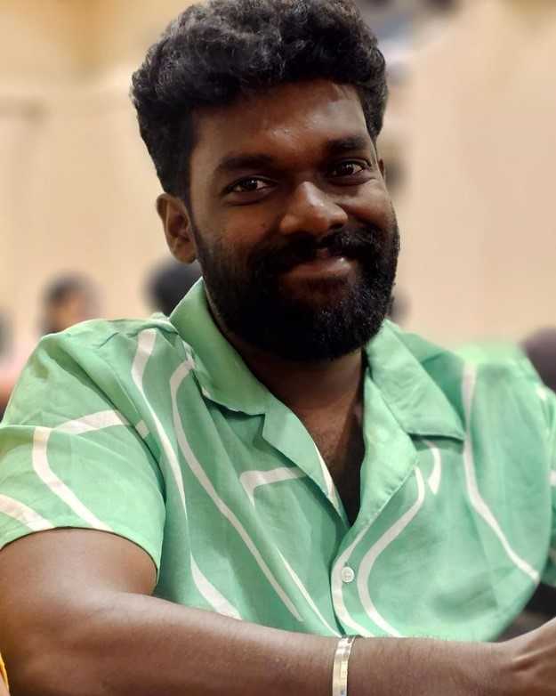 Hridayam 2022: Story, Cast, Review, OTT, and More.