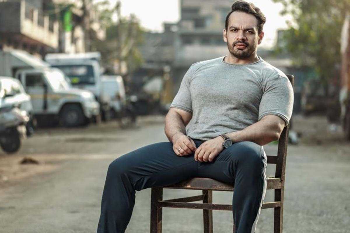 Flying Beast Gaurav Taneja - Career Age Wife Daughter Education