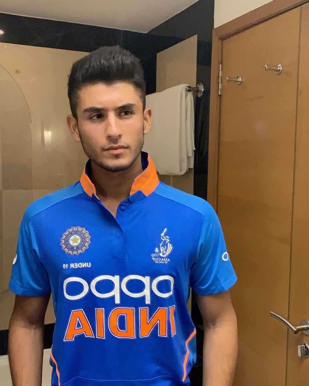 Nehal Wadhera - Cricketer, Height, Age, Family, Biography, and More