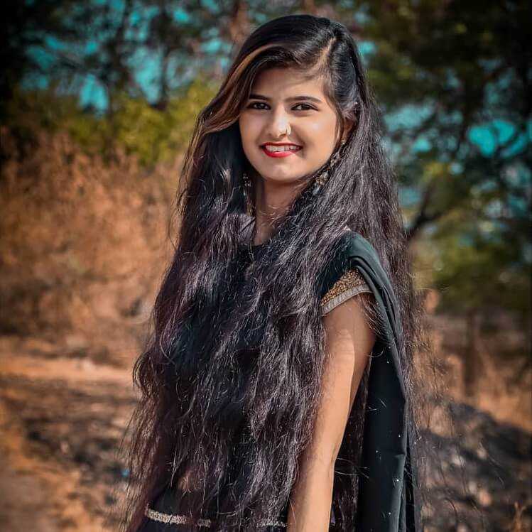 Saniya Sheikh Influencer | Biography Content Creator