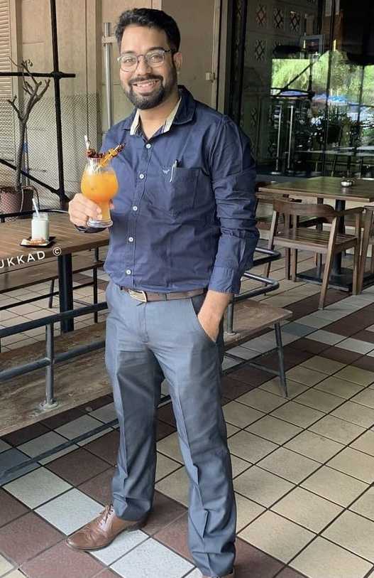 Aniket Agrawal Food Influencer| Biography Age Personal Life