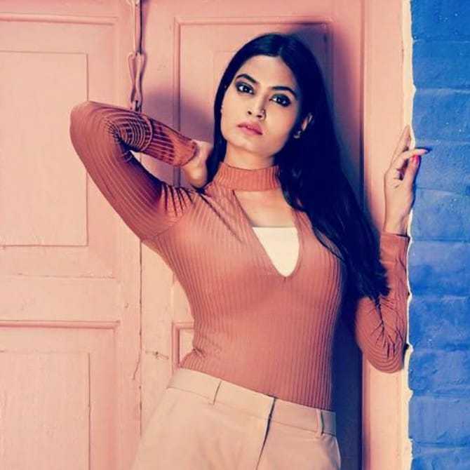 Vaani Sharma Actor Age Instagram Husband Birthday Age