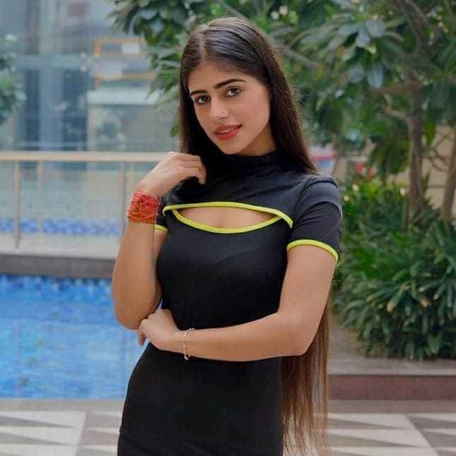 Aakaansha Batra Influencers | Age Birthday Biography