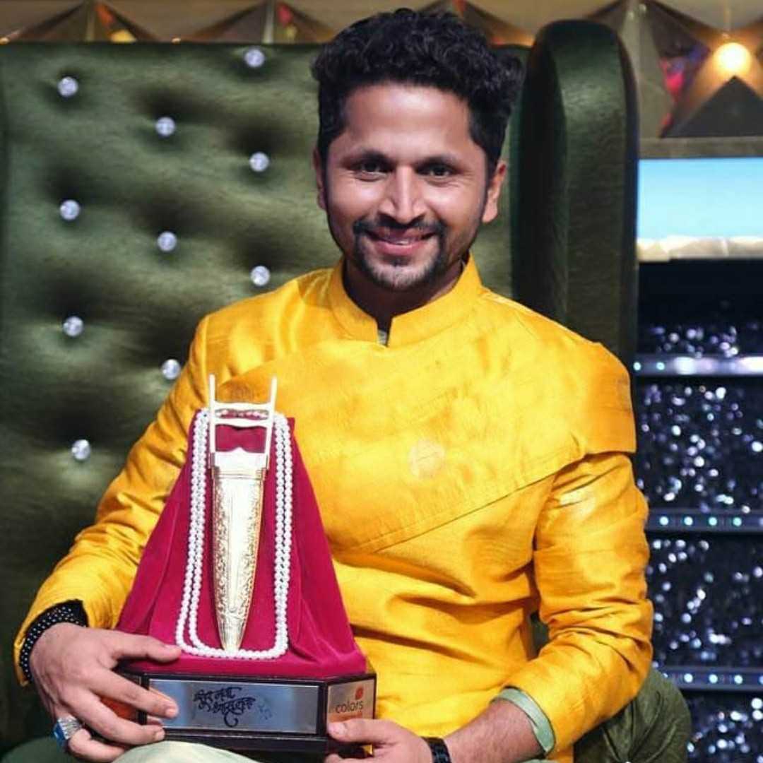 Munavvar Ali Singer | Biography Sur nava dhyas nava