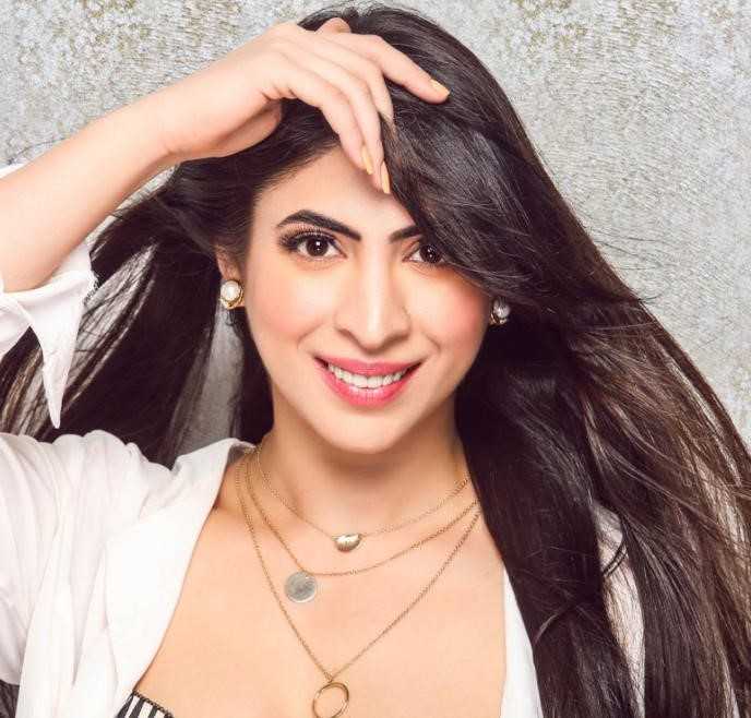 Shikha Chhabra Model Actress | Biography Birthday Age