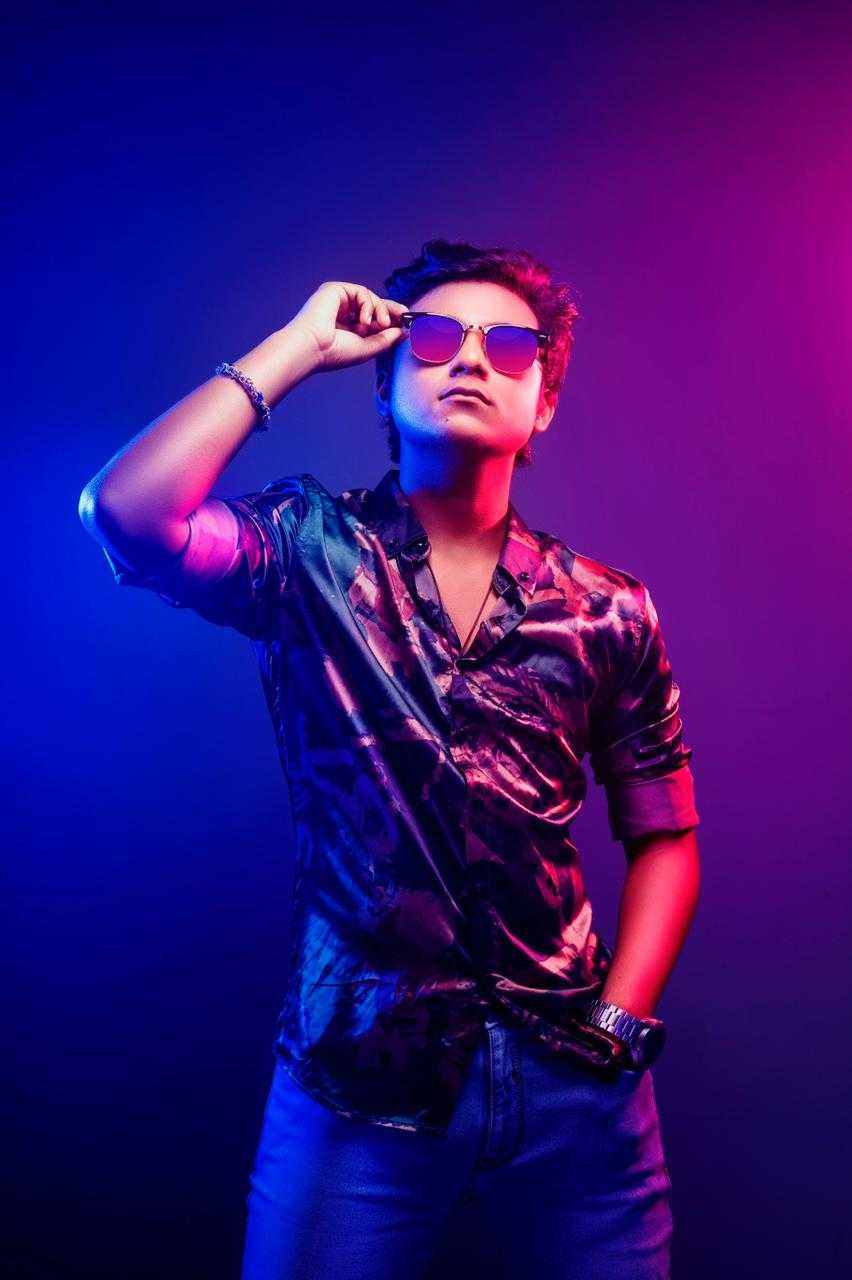 Aajeedh Khalique Singer | Biography Birthday Place