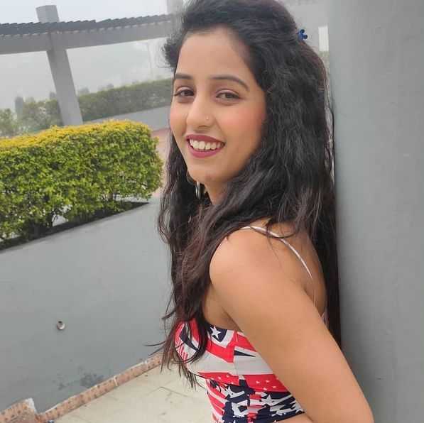 Kiran Instagrammer Photos, Movies, Age, Husband, Height