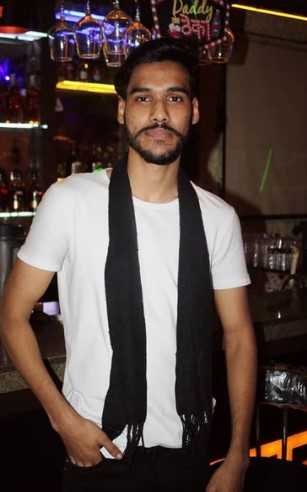 Rohit Kumar Blogger Wife, Age, Photos, Birthday, Biography