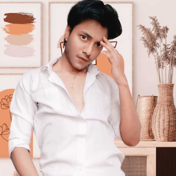 Ankit Gupta Blogger Age, Wife, Biography, Family, Birthday