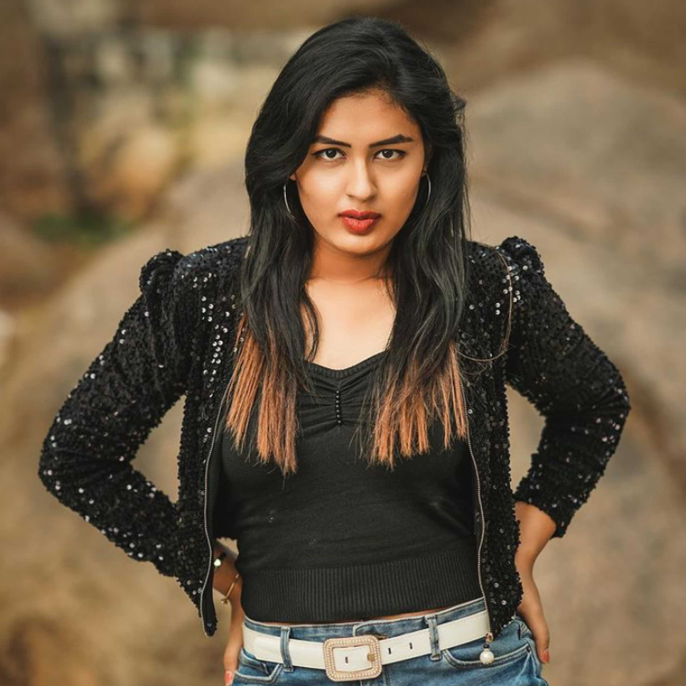 Meenu Blogger | Biography Influencer