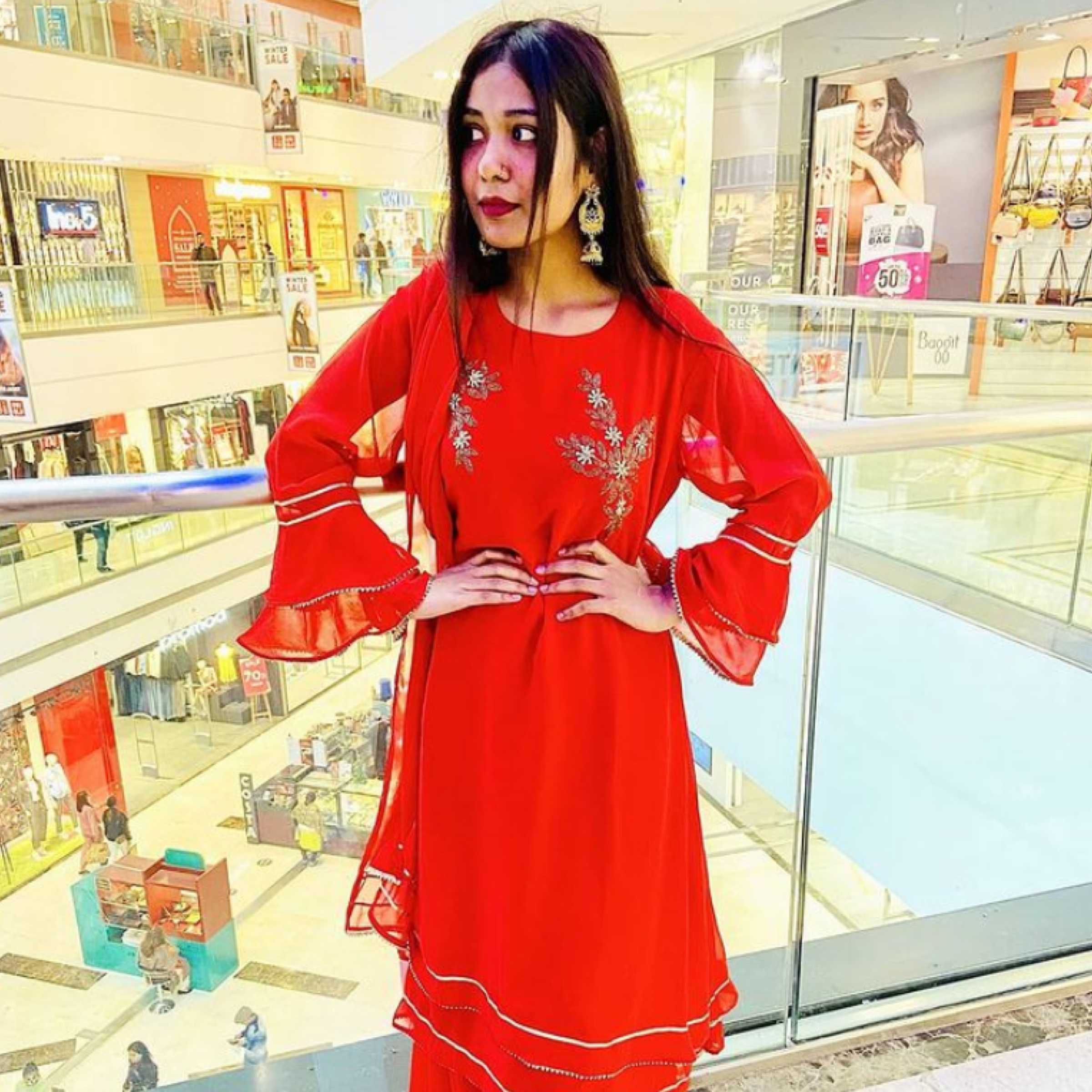 Aashi Pandey Influencer | Biography Birthday Age
