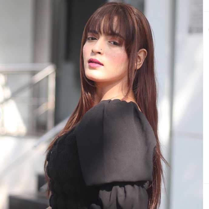 Shifa Memon Influencer Model | Biography Birthday Age