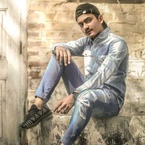 Keyur Poshiya Influencer| Biography Blogger Model