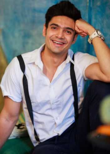 Paras Tomar TV Star Age, Relationship, Wife, Boyfriend, Biography