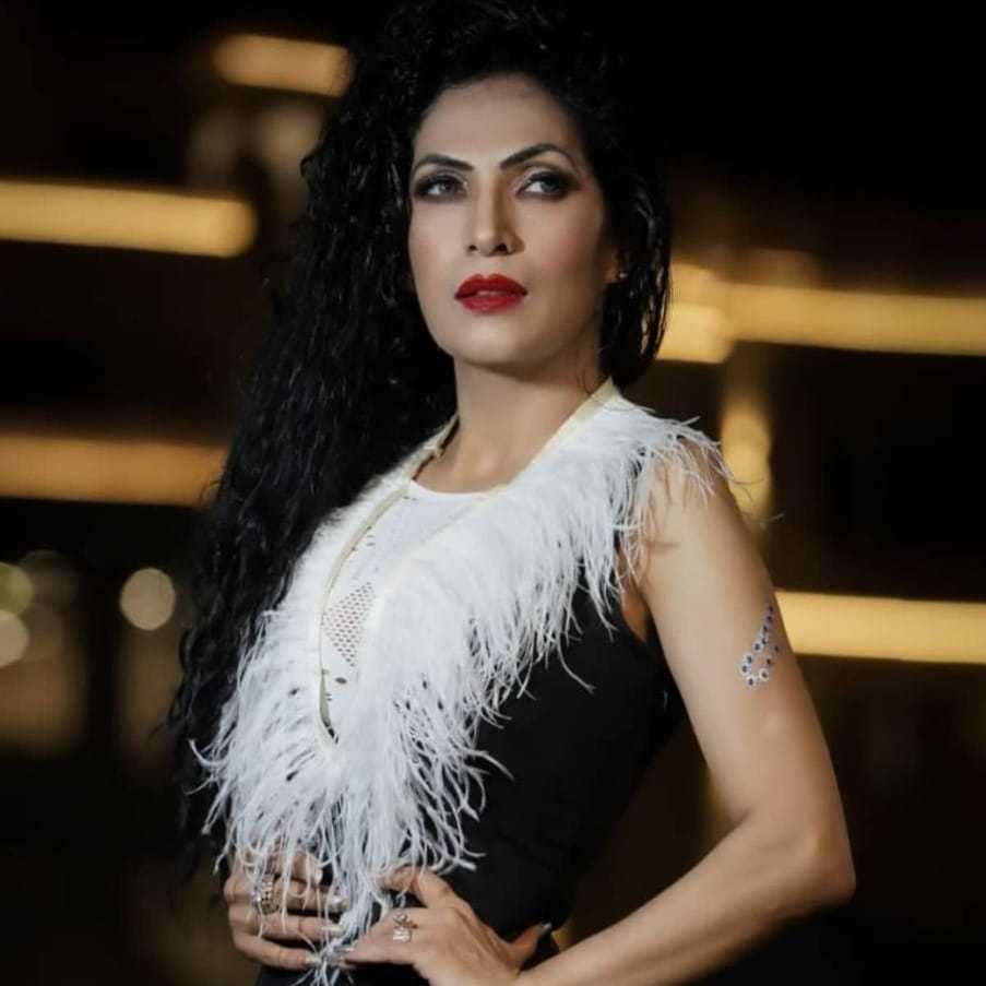 Simran Ahuja Actor | Biography Age Personal life