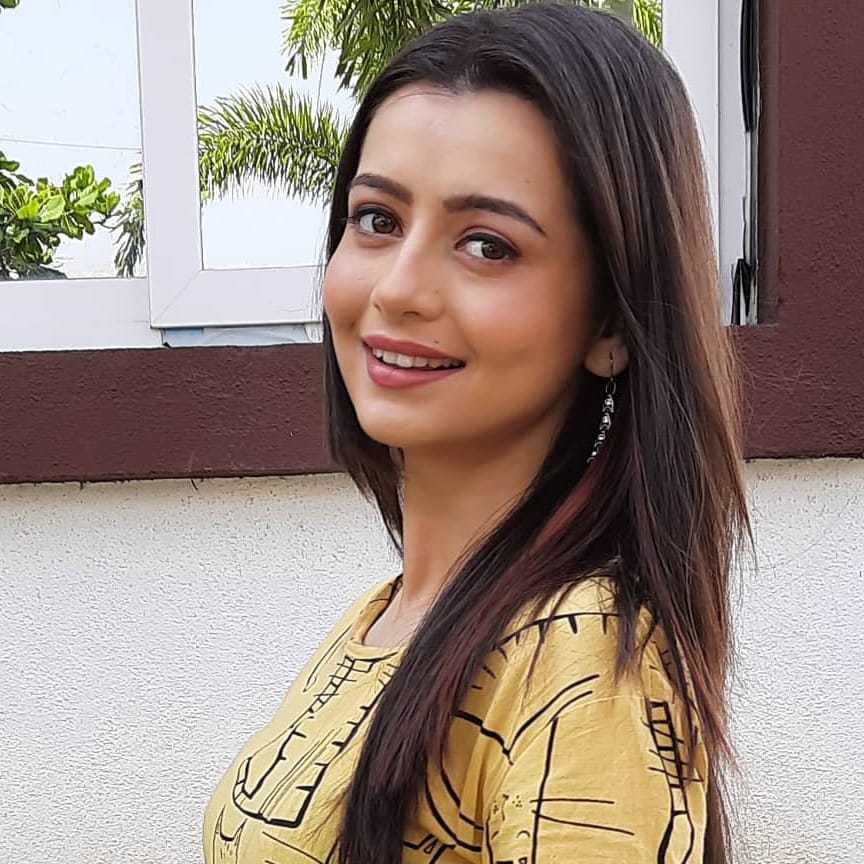 Chahat Pandey TV Star Age, Biography, Husband, TV Shows