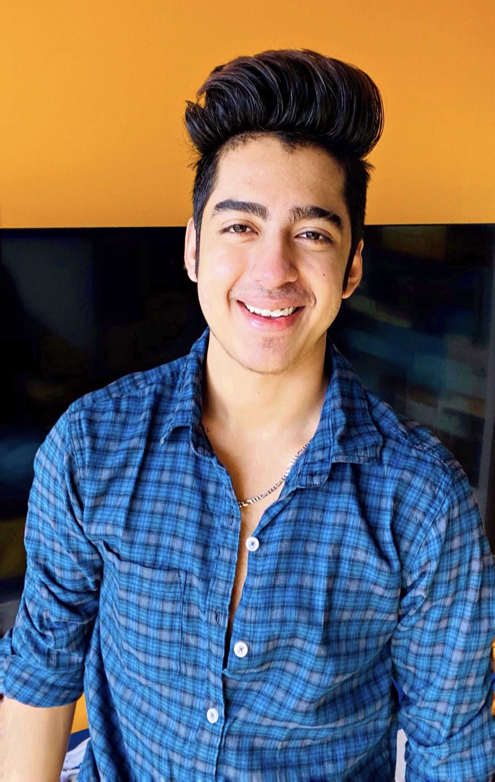 Dev Bhatt Content Creator Instagrammer | Biography TikTok Instagram