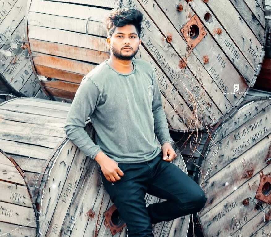 Ashish Raikwar Biography Place Influencer Tring India 