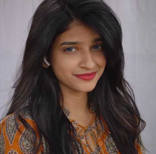 Manasi Mali Influencers | Age Birthday Biography