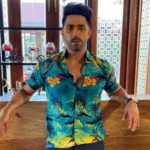 Rajat Tokas With His Girlfriend Anusha Singh