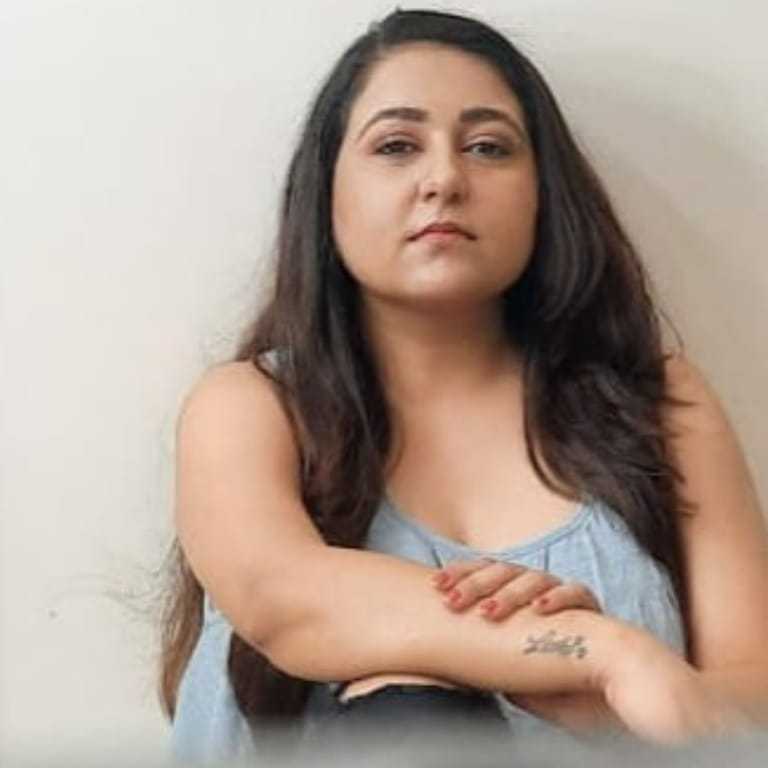 Swati Tarar with actress-Birthday Age Biography