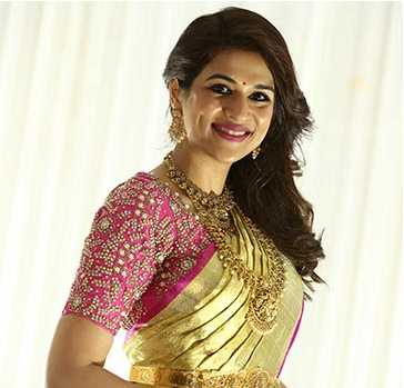 Shraddha Das Movie Star Age, Movies, Photos, Husband, Height