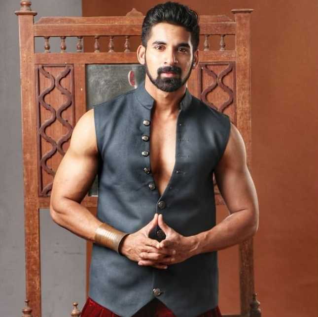 Akshay Waghmare Movie Artist - Birthday,Age,Wife,Biography