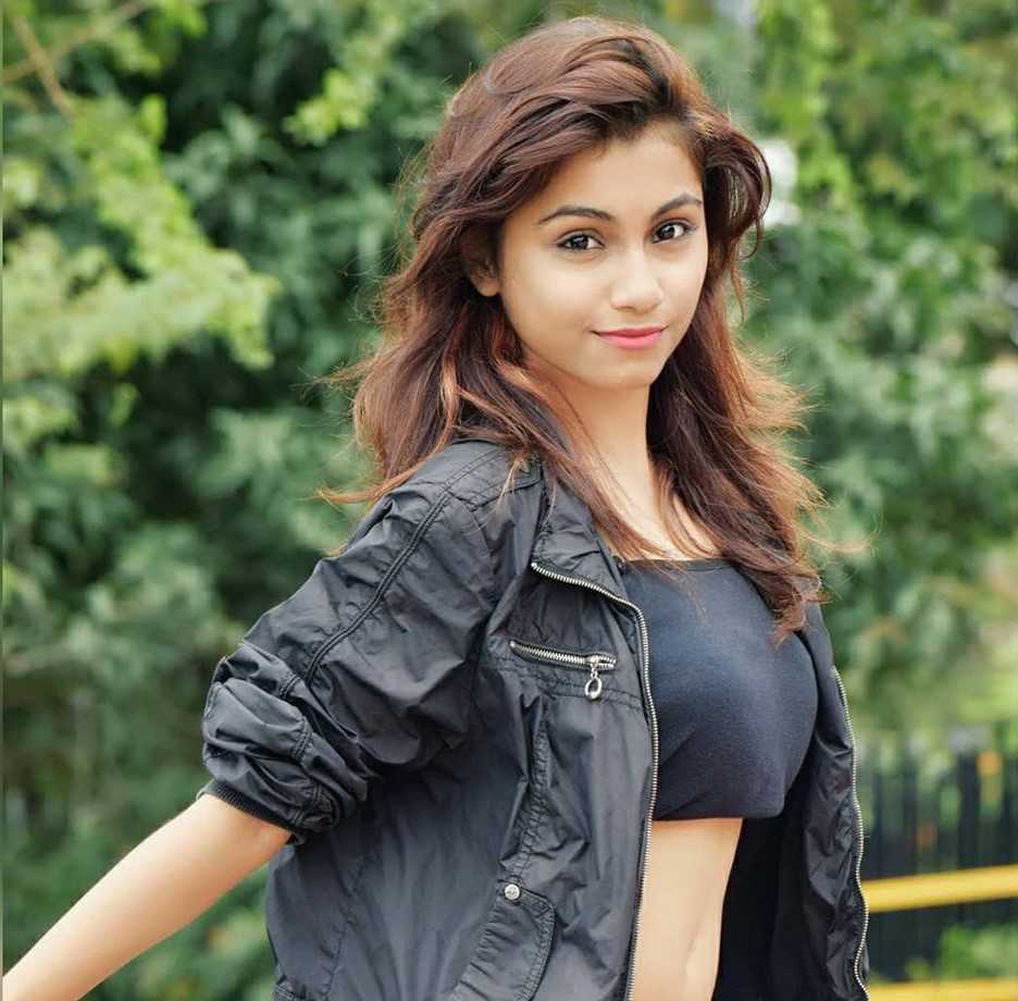 Vaishnavi More Public Figures | Age Birthday Biography