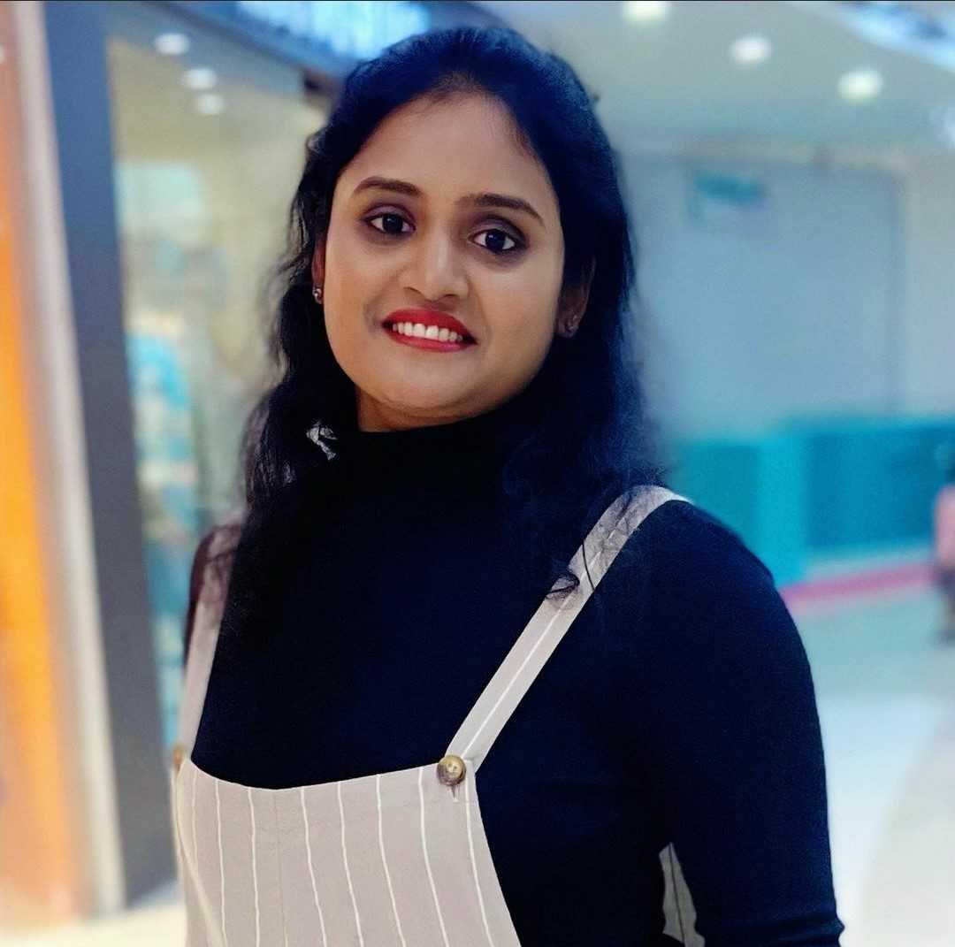 Apurva Influencer | Biography Birthday Age