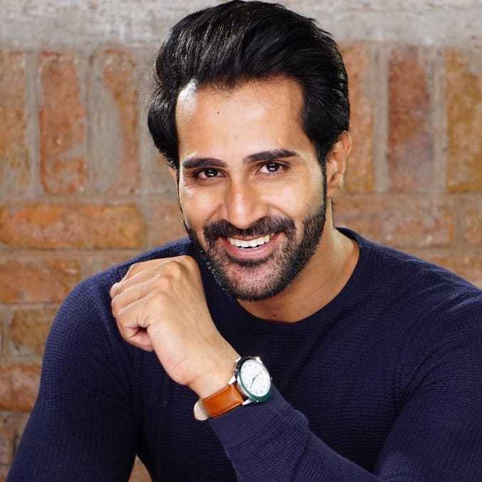 Rohit Sharma TV Star Age, Wife, Birthday, Photos, Height