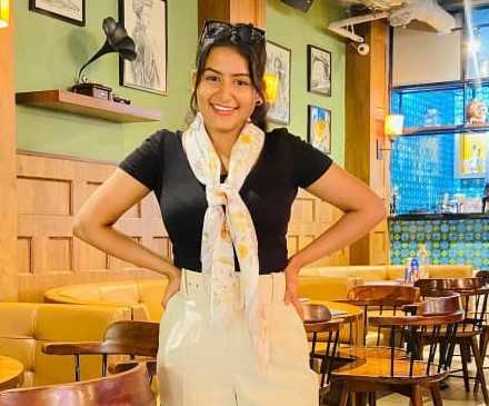 Shakshi Bhatt Actress Influencer Content Creator | Biography Birthday Age