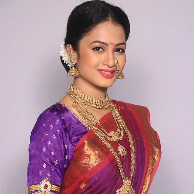 Girija Prabhu Movie Star Age, Photos, Husband, Biography, Boyfriend