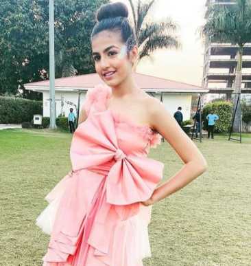 Taniya Oberoi | Age Birthday Biography