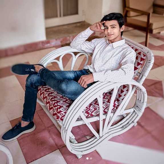 Praveen Prajapati | Age Birthday Biography