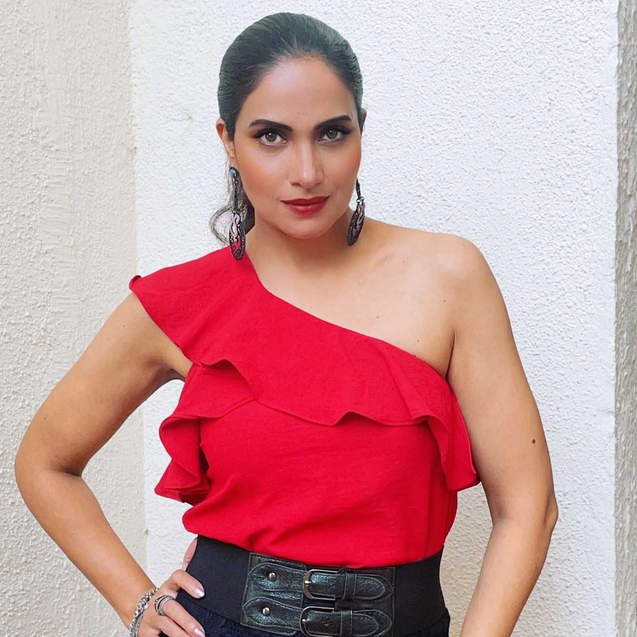 Jaswinder Gardner Actress | Birthday Age Biography Husband