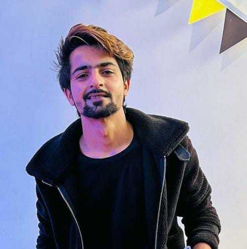 Azhan Influencer | Biography Content