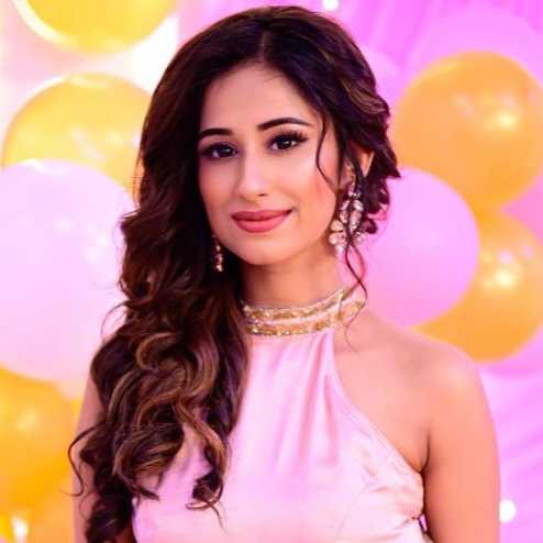 Maera Mishra TV Star Age, Boyfriend, Husband, Date of Birth, Birthday