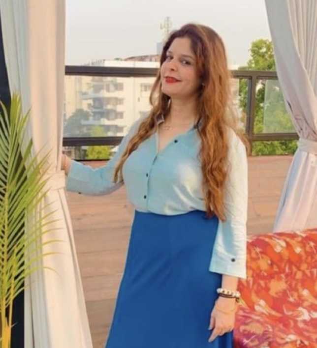 Nidhi Pathak Influencer| Biography Career Personal Life