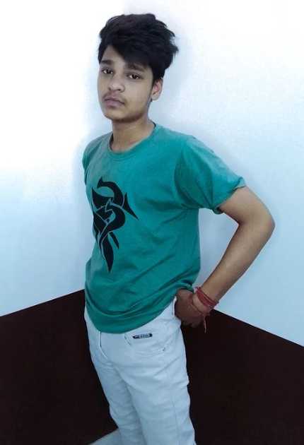 Rahul Singh Influencer Photos, Wife, Movies, Family, Biography